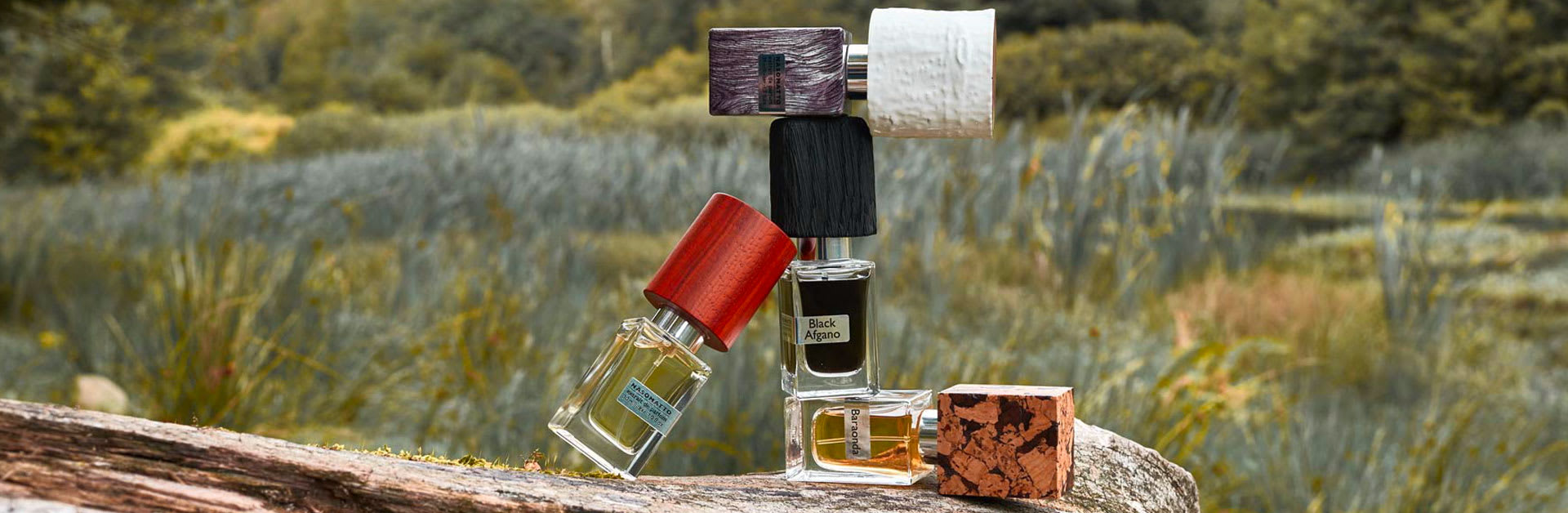 Unikt sortiment av nischparfym - Utforska herrparfym, damparfym och ...